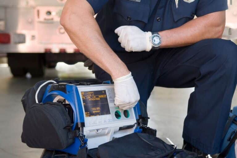 Should You Keep a Defibrillator (AED) in Your Car? | Defib World