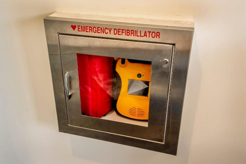 What to Do When Your Defibrillator Starts Beeping | Defib World